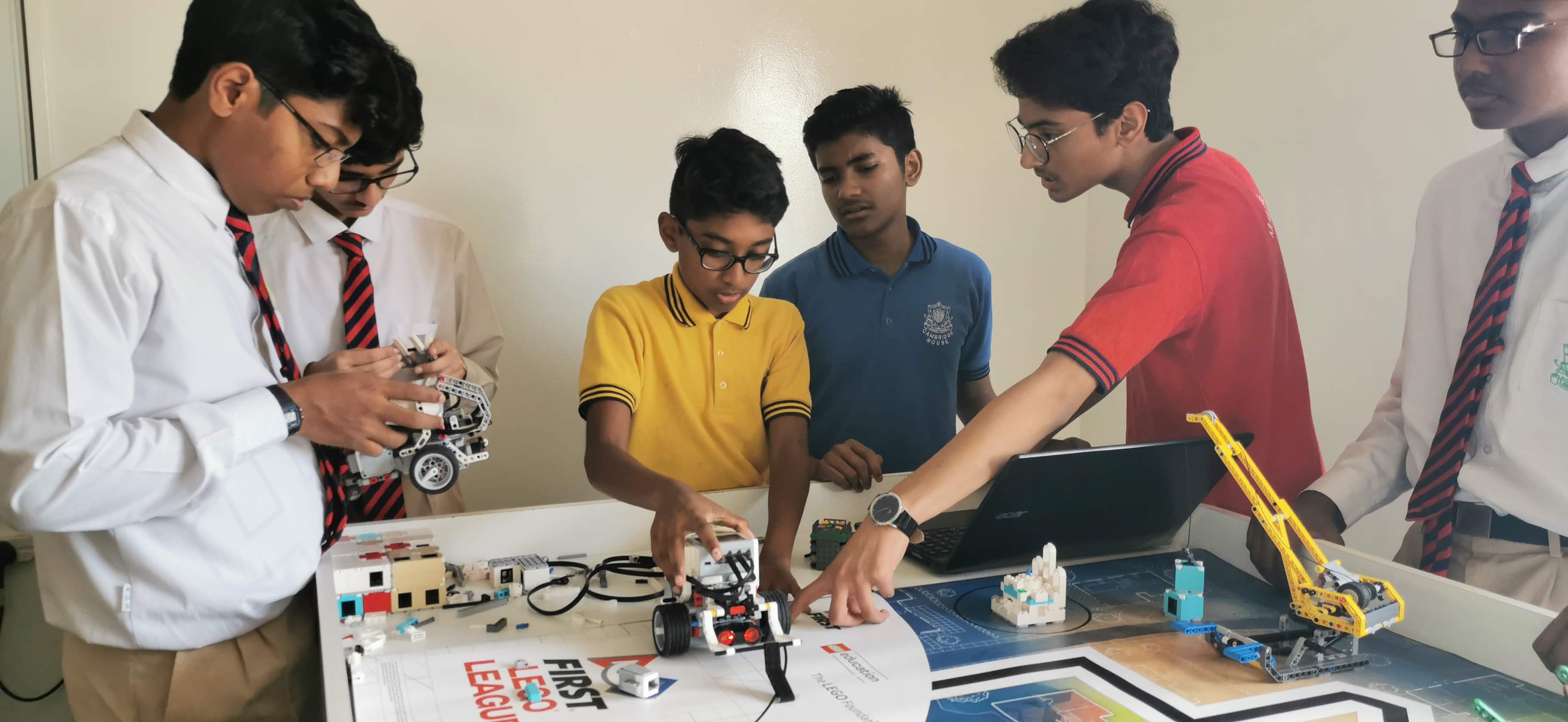 Home : Arab Unity School